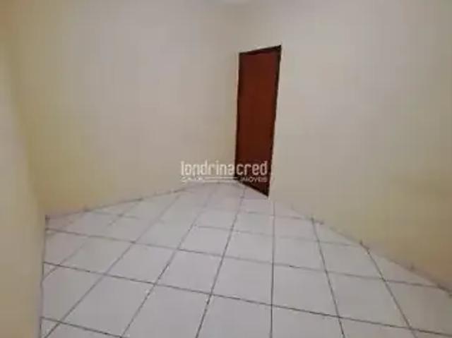 Casa / Sobrado para Venda em Londrina/PR Conjunto Habitacional Alexandre Urbanas 3 Quartos