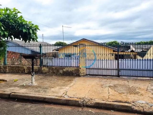 Casa / Sobrado para Venda em Londrina/PR Conjunto Habitacional Doutor Farid Libos 1 Quartos