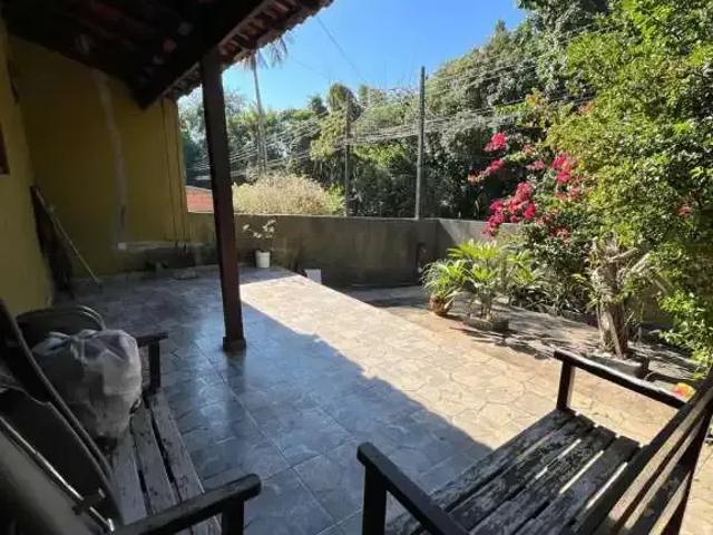 Casa / Sobrado para Venda em Londrina/PR Conjunto Habitacional Jesualdo Garcia Pessoa 3 Quartos
