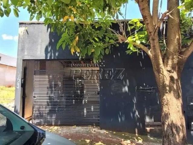 Casa / Sobrado para Venda em Londrina/PR Conjunto Habitacional José Garcia Molina 3 Quartos