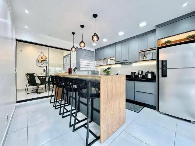 Casa / Sobrado para Venda em Londrina/PR Conjunto Habitacional José Garcia Molina 3 Quartos