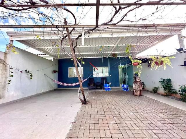 Casa / Sobrado para Venda em Londrina/PR Conjunto Habitacional José Garcia Molina 4 Quartos