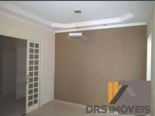 Casa / Sobrado para Venda em Londrina/PR Conjunto Habitacional Maria Cecília Serrano de Oliveira 3 Quartos