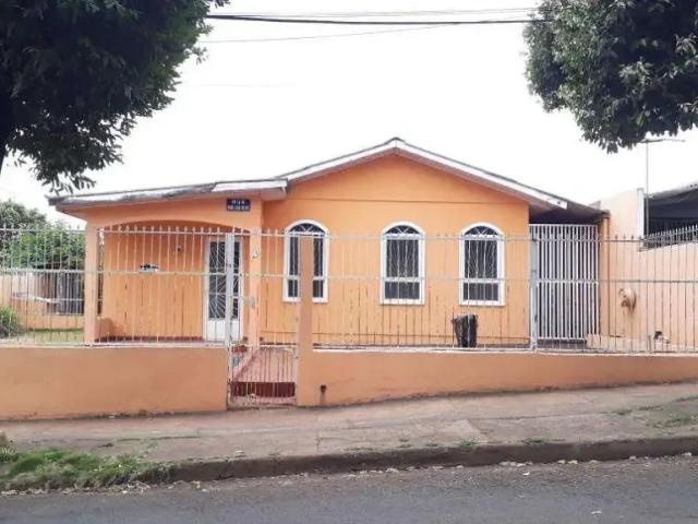 Casa / Sobrado para Venda em Londrina/PR Conjunto Habitacional Maria Cecília Serrano de Oliveira 3 Quartos