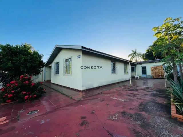 Casa / Sobrado para Venda em Londrina/PR Conjunto Habitacional Órion 3 Quartos