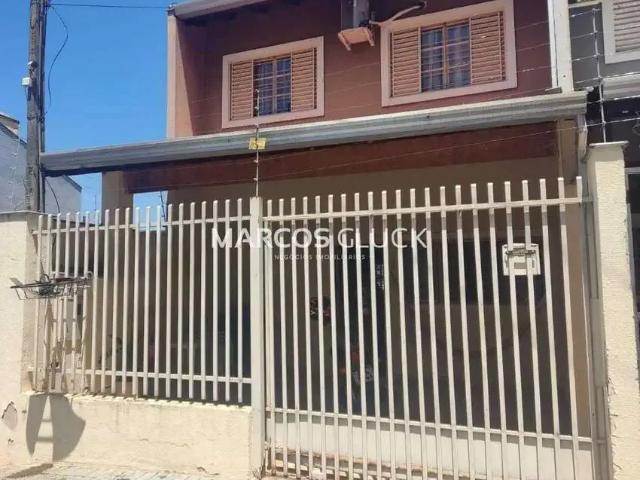 Casa / Sobrado para Venda em Londrina/PR Conjunto Habitacional Santiago II 3 Quartos