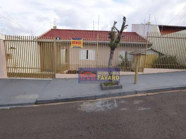 Casa / Sobrado para Venda em Londrina/PR Conjunto Parigot de Souza 3 4 Quartos