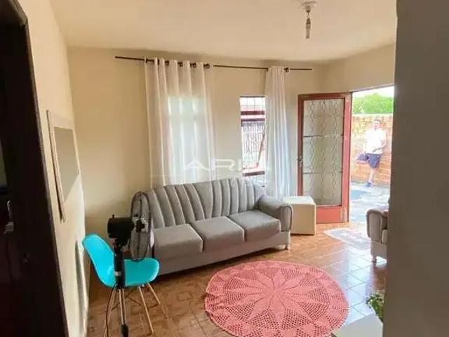 Casa / Sobrado para Venda em Londrina/PR Conjunto Parigot de Souza 3 2 Quartos