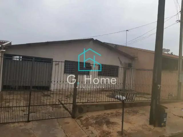 Casa / Sobrado para Venda em Londrina/PR Conjunto Parigot de Souza 3 3 Quartos