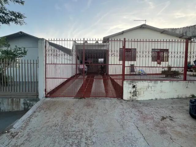 Casa / Sobrado para Venda em Londrina/PR Conjunto Parigot de Souza 1 2 Quartos