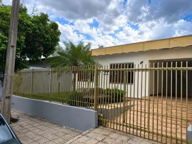 Casa / Sobrado para Venda em Londrina/PR Conjunto Professora Hilda Mandarino 3 Quartos
