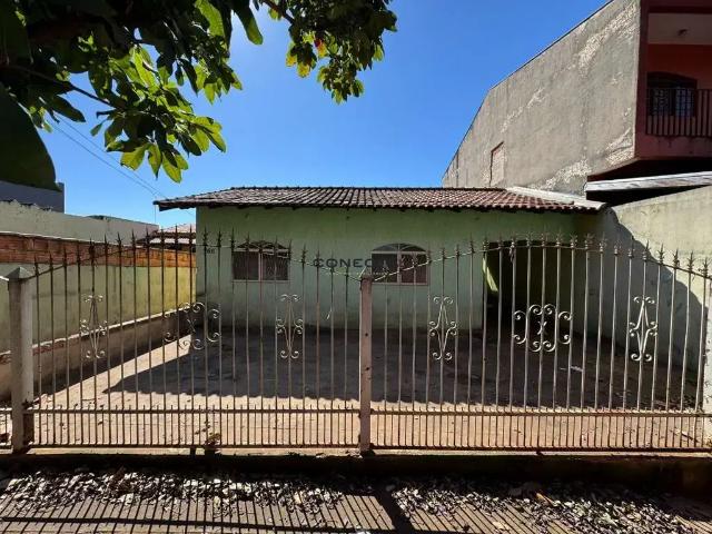 Casa / Sobrado para Venda em Londrina/PR Conjunto Santa Rita 7 3 Quartos