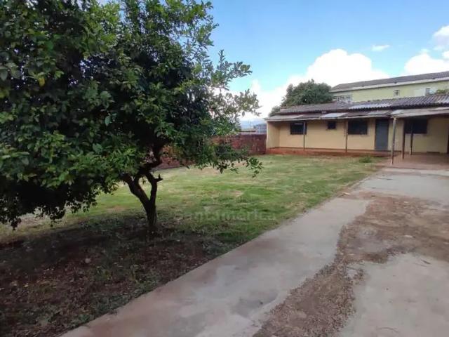 Casa / Sobrado para Venda em Londrina/PR Conjunto Santa Rita 6 1 Quartos