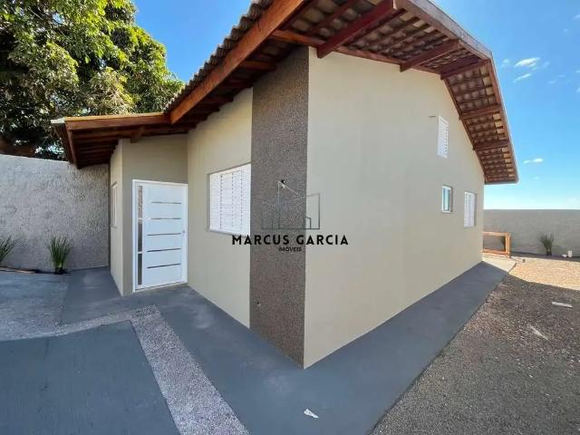 Casa / Sobrado para Venda em Londrina/PR Conjunto Vivi Xavier 2 Quartos