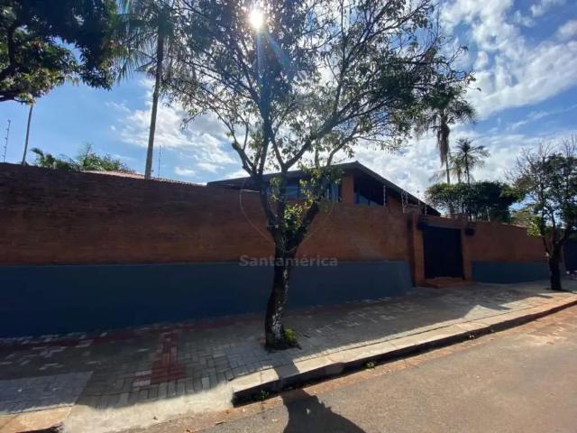 Casa / Sobrado para Venda em Londrina/PR Dom Pedro 5 Quartos
