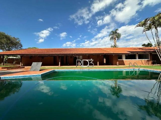 Casa / Sobrado para Venda em Londrina/PR Dom Pedro 8 Quartos
