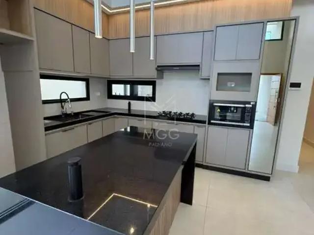 Casa / Sobrado para Venda em Londrina/PR Dom Pedro 3 Quartos