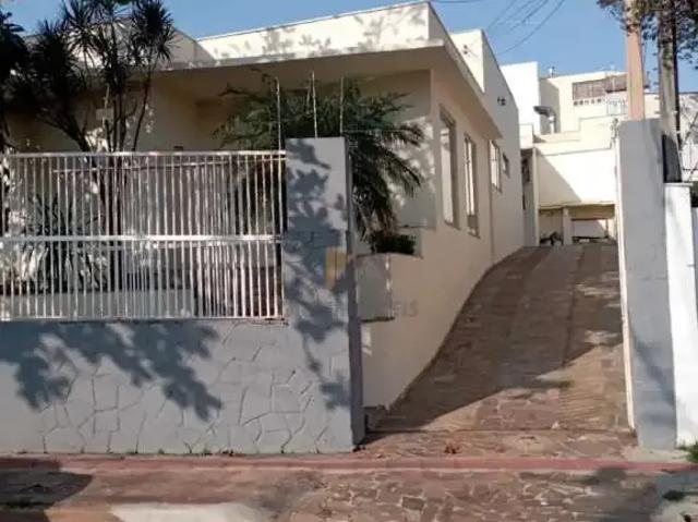 Casa / Sobrado para Venda em Londrina/PR Dom Pedro I 4 Quartos