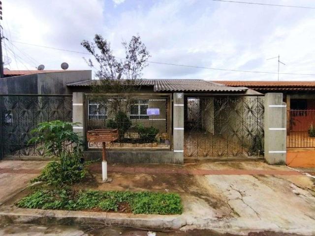 Casa / Sobrado para Venda em Londrina/PR Ernani Moura Lima 3 Quartos
