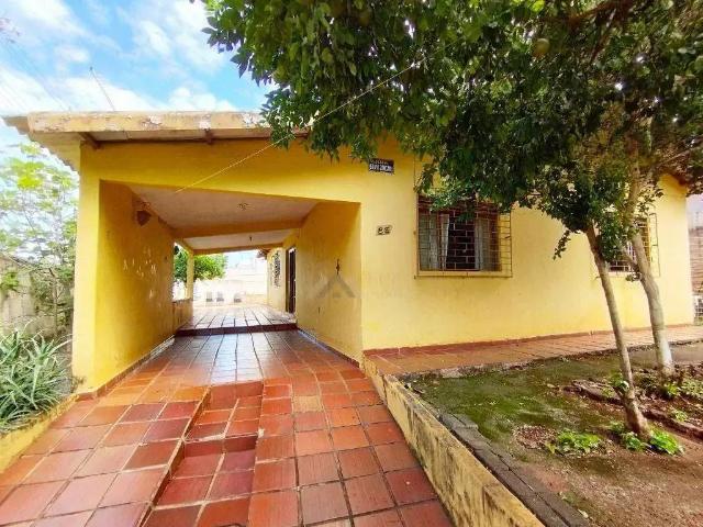 Casa / Sobrado para Venda em Londrina/PR Espanha 4 Quartos