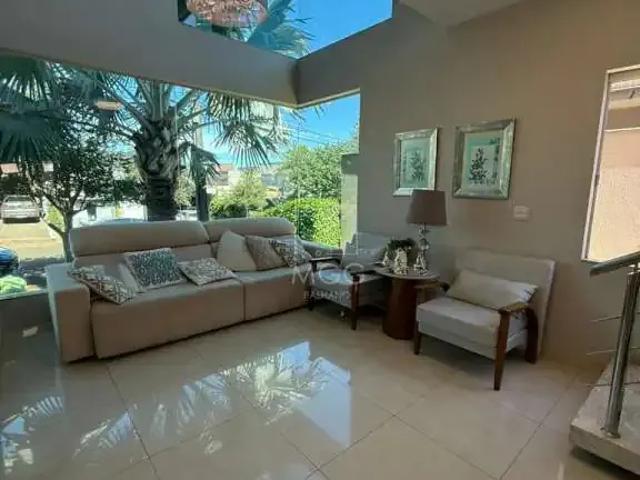 Casa / Sobrado para Venda em Londrina/PR Esperança 4 Quartos