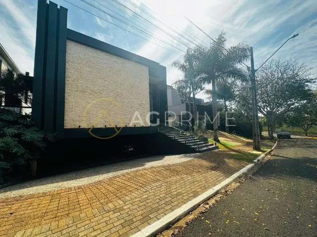 Casa / Sobrado para Venda em Londrina/PR Esperança 5 Quartos