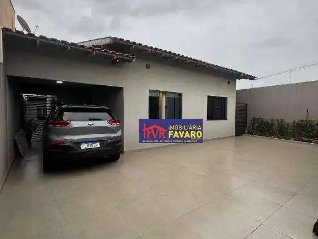 Casa / Sobrado para Venda em Londrina/PR Estados 3 Quartos