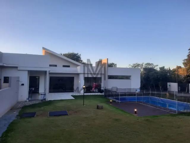 Casa / Sobrado para Venda em Londrina/PR Estância Bom Tempo 4 Quartos