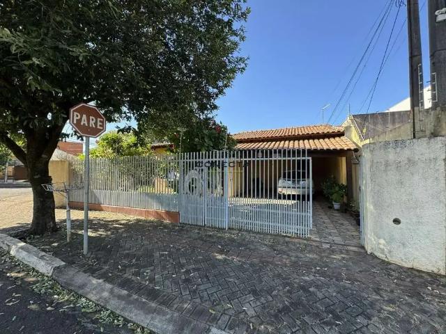 Casa / Sobrado para Venda em Londrina/PR Franca 3 Quartos