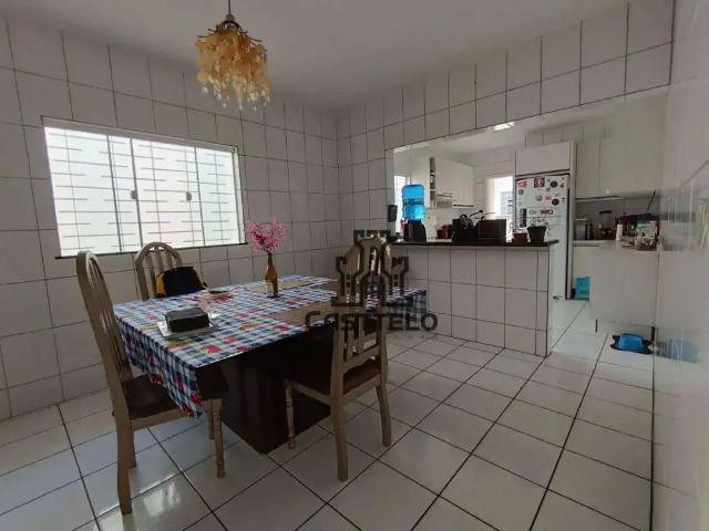 Casa / Sobrado para Venda em Londrina/PR Gávea 3 Quartos