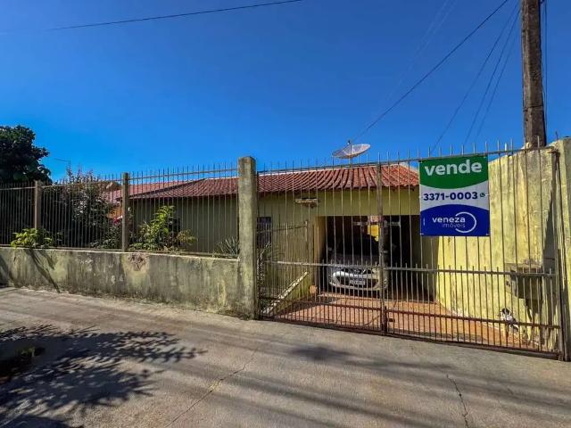 Casa / Sobrado para Venda em Londrina/PR Giovani Lunardelli 3 Quartos
