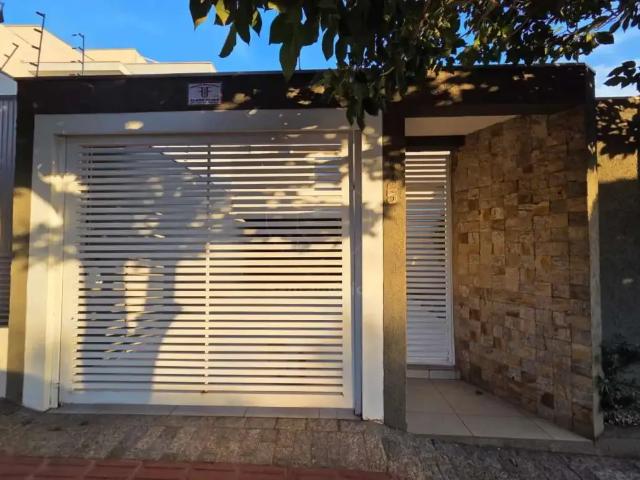 Casa / Sobrado para Venda em Londrina/PR Gleba Fazenda Palhano 3 Quartos