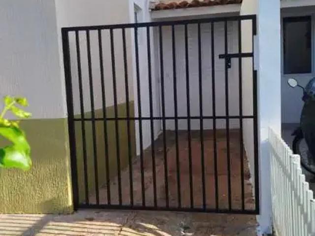 Casa / Sobrado para Venda em Londrina/PR Heimtal 3 Quartos