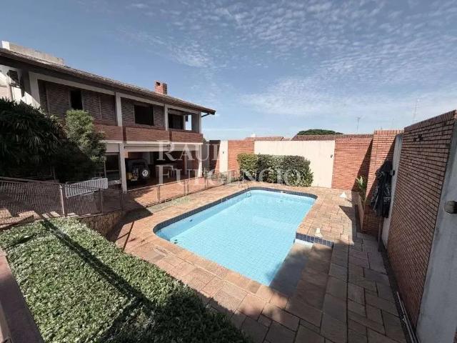 Casa / Sobrado para Venda em Londrina/PR Itamarati 4 Quartos