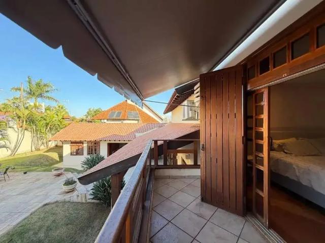 Casa / Sobrado para Venda em Londrina/PR Itamarati 4 Quartos