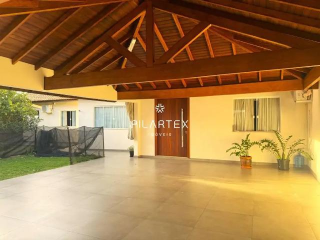 Casa / Sobrado para Venda em Londrina/PR Igapó 3 Quartos