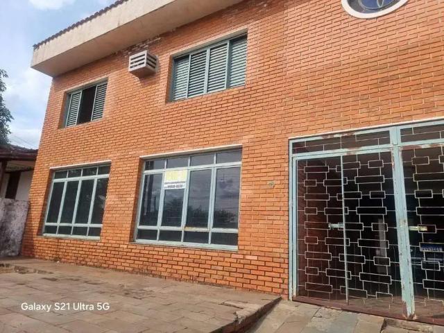 Casa / Sobrado para Venda em Londrina/PR Ipanema 4 Quartos