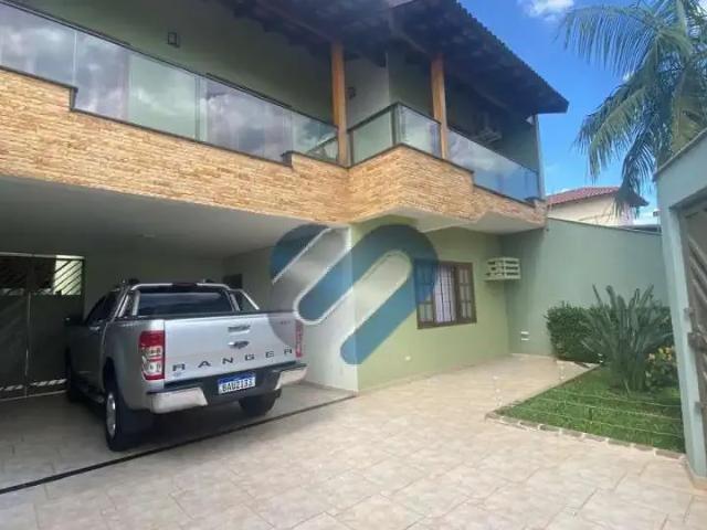 Casa / Sobrado para Venda em Londrina/PR Jardim Tarumã 3 Quartos
