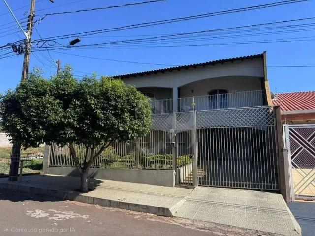 Casa / Sobrado para Venda em Londrina/PR Jardim Tókio 4 Quartos