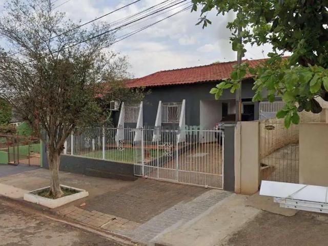 Casa / Sobrado para Venda em Londrina/PR Jardim Tókio 5 Quartos