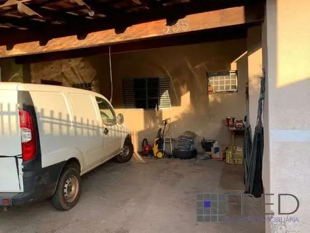 Casa / Sobrado para Venda em Londrina/PR Jardim Tókio 5 Quartos