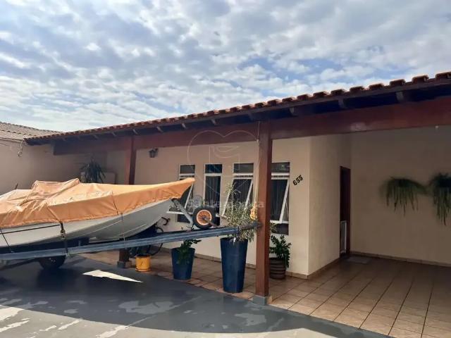 Casa / Sobrado para Venda em Londrina/PR Jardim Tókio 3 Quartos