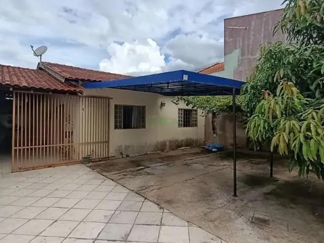 Casa / Sobrado para Venda em Londrina/PR Jardim Tropical 2 Quartos