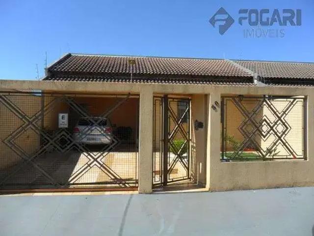 Casa / Sobrado para Venda em Londrina/PR Jardim Viena 3 Quartos