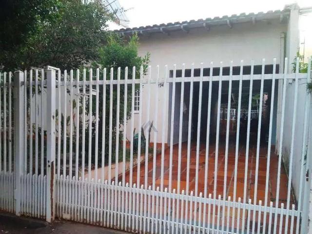 Casa / Sobrado para Venda em Londrina/PR Jardim Acapulco 3 Quartos
