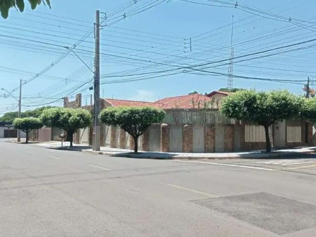 Casa / Sobrado para Venda em Londrina/PR Jardim Adriana II 3 Quartos