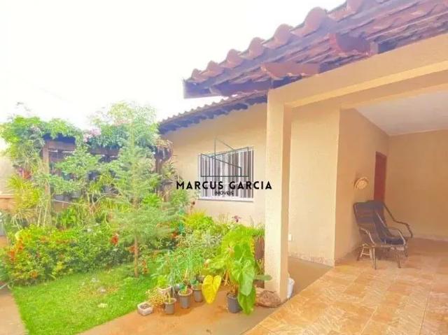 Casa / Sobrado para Venda em Londrina/PR Jardim Alvorada 4 Quartos