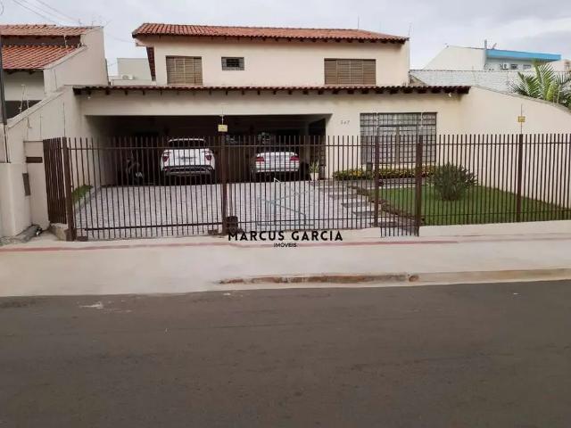 Casa / Sobrado para Venda em Londrina/PR Jardim Alvorada 4 Quartos