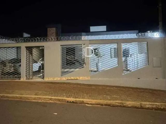 Casa / Sobrado para Venda em Londrina/PR Jardim Continental 3 Quartos
