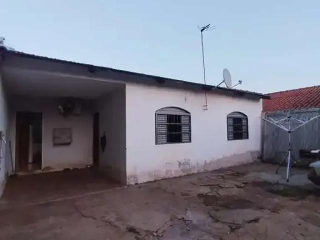 Casa / Sobrado para Venda em Londrina/PR Jardim do Leste 3 Quartos